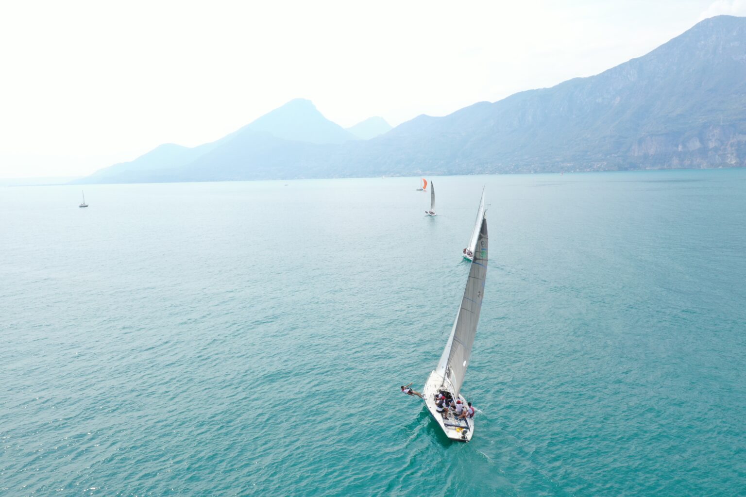 Team Building: Sailing at Lake Garda | www.neteye-blog.com